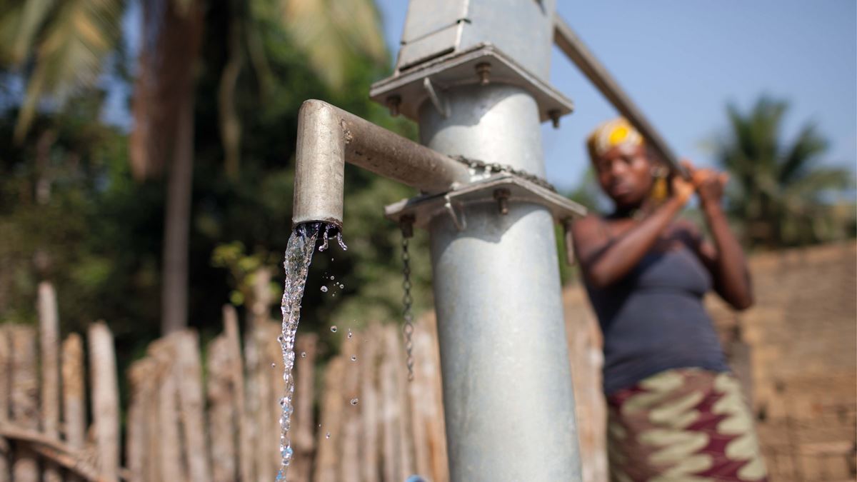 Articles: Keeping the water flowing - Tearfund Learn
