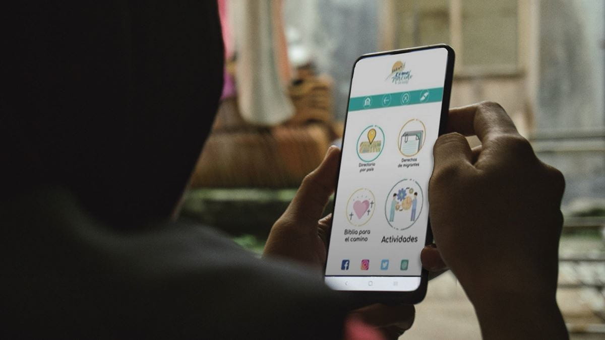 Case studies: Using technology to provide migrants with information ...